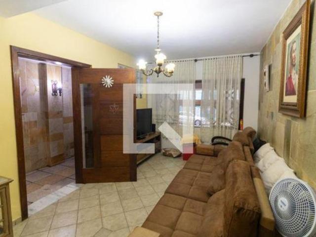 Casa à Venda Vila Sônia, 3 Quartos, 205 m² São Paulo