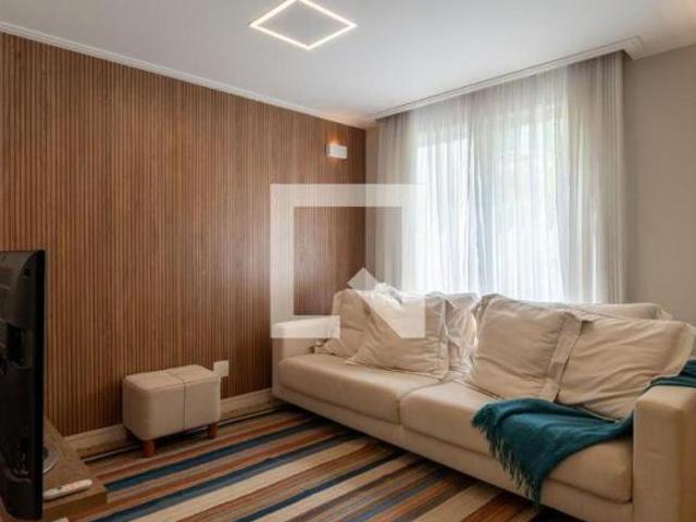 Casa à Venda Vila Sônia, 3 Quartos, 205 m² São Paulo