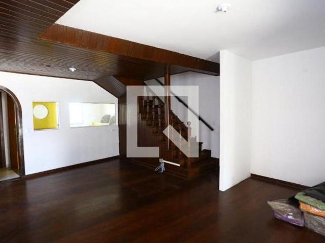 Casa à Venda Vila Sônia, 3 Quartos, 200 m2
