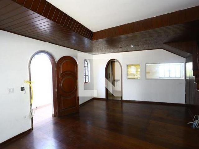 Casa à Venda Vila Sônia, 3 Quartos, 200 m² São Paulo