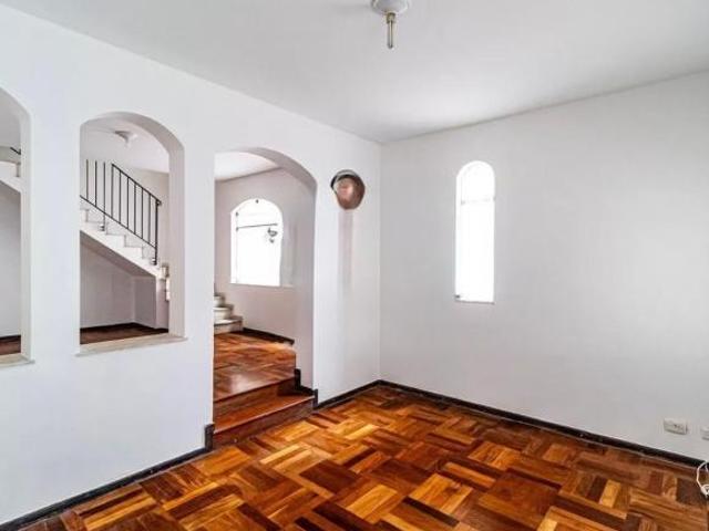 Casa à venda Vila Sônia com 180m², 3 quartos e 2 vagas.fl58