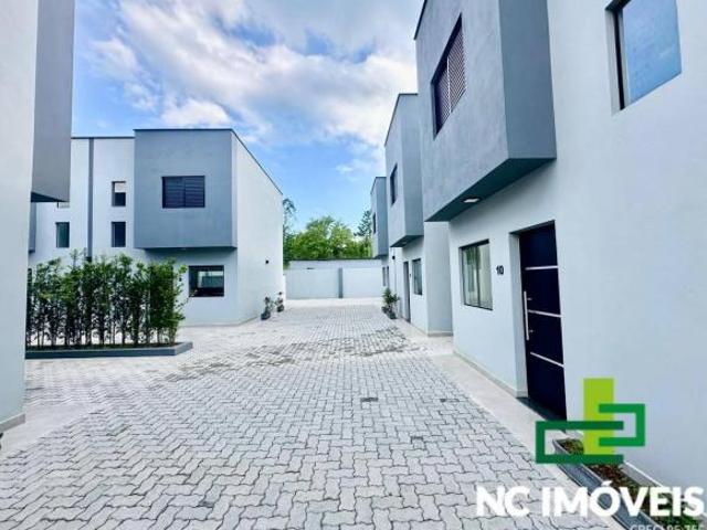 Casa à venda | villagio em Caraguatatuba