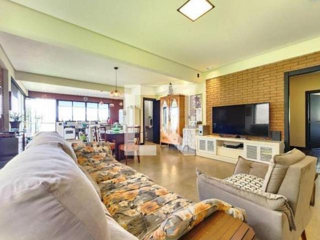 Casa à Venda Ville de Montagne, 4 Quartos, 278 m² Nova Lima