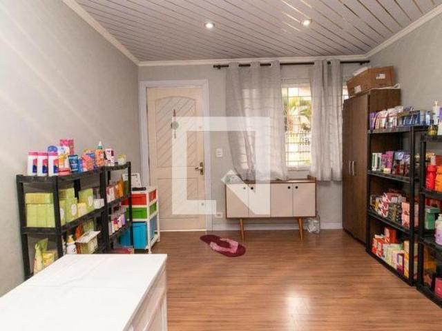 Casa à Venda Xaxim, 4 Quartos, 330 m² Curitiba