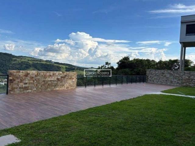 Casa a venda/aluguel 5 suítes 2.544 m2 Cond.Quebec São Roque 4.400.000,00