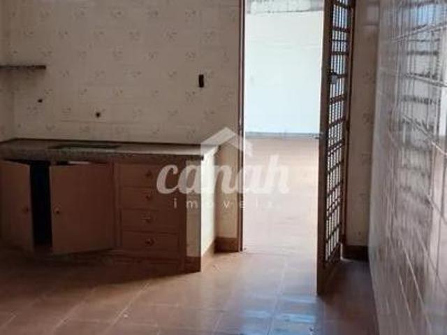 Casa à Venda/Locação em Vila Tibério, Ribeirão Preto 163m², 2 Quartos, 3 Ba.