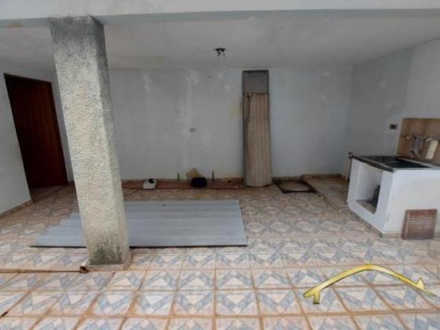 Casa aceita financiamento, casa localização boa, casa no DER
