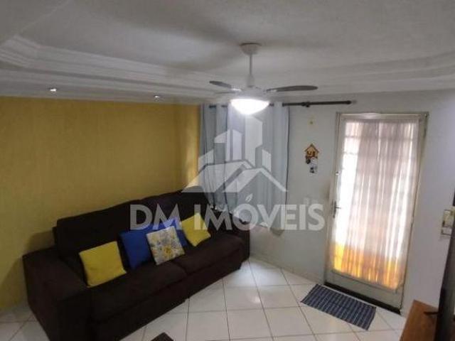 Casa aconchegante com 02 dormitorios no Condominio Parque Villa Flores, Sumare