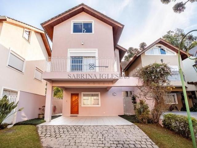 CASA ACONCHEGANTE COM 4 QUARTOS EM CONDOMÍNIO NO B