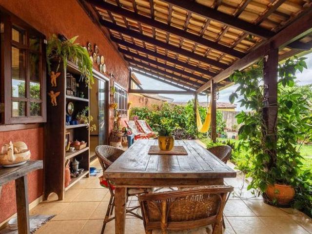Casa aconchegante com cara de casa de vovó. Aceita apartamento em aguas claras