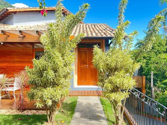 Casa Aconchegante com Vista Mar e Montanha