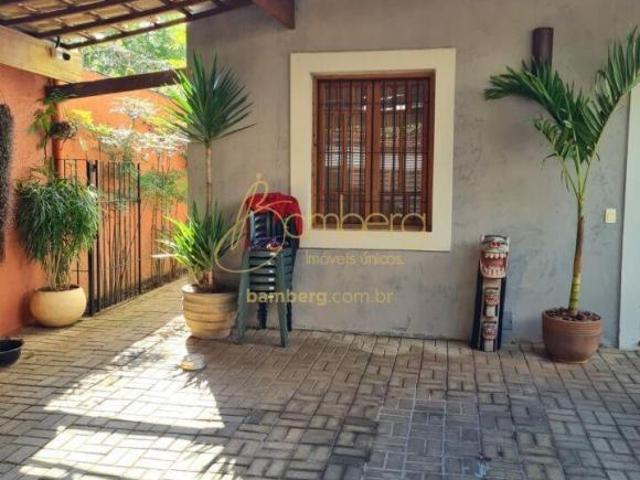Casa aconchegante para a venda na região do Panamby !