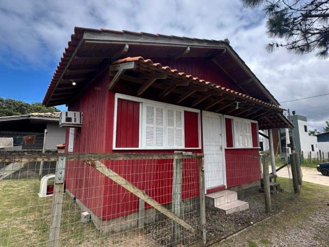 casa aconchegante perto das praias do Rosa e do Ouvidor com ar wifi em Garopaba