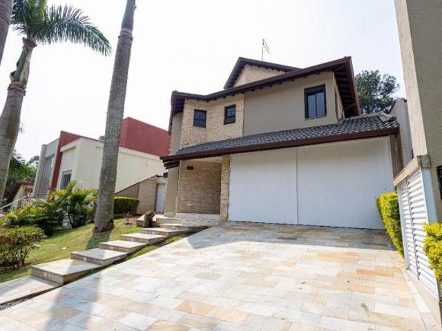 Casa Aldeia da Serra Mor. Pinheiros