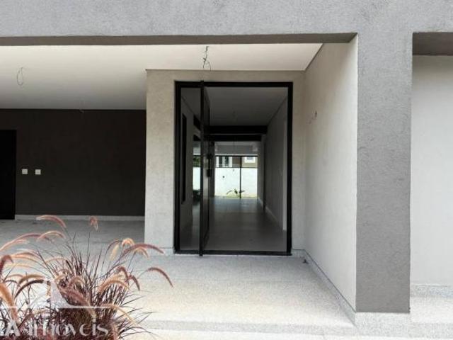 CASA ALPHAVILLE RECEM CONSTRUIDA, 4 SUÍTES, EXCELENTE LOCALIZAÇÃO