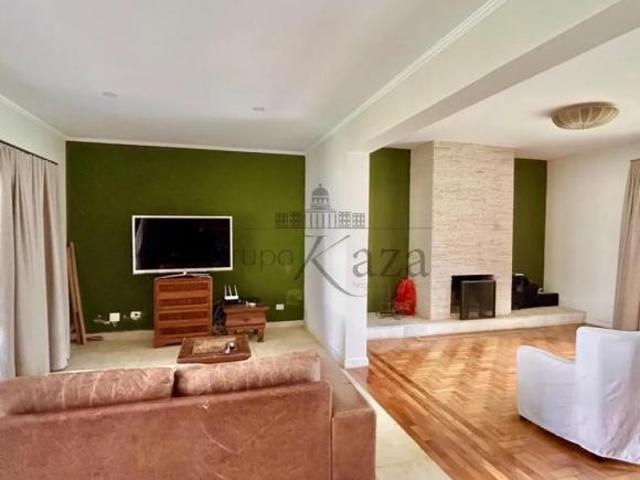 Casa Alto da Boa Vista 3 Suítes 449m²