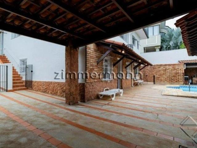 CASA ALTO DA LAPA 4 DORMITÓRIOS 2 SUÍTES 8 VAGAS