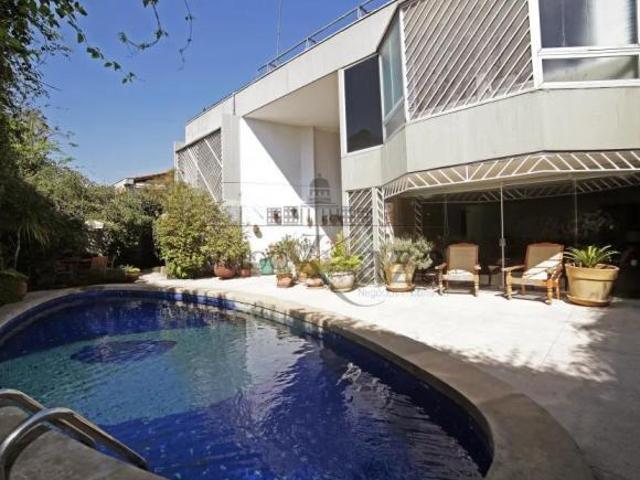 Casa Alto de Pinheiros 4 Dormitórios sendo quatro Suítes 850m²