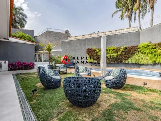 Casa Alto de Pinheiros 974 m² Reformada 4 Suítes, 6 Banheiros, Piscina, 6 Vagas