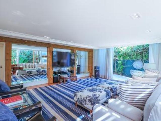 Casa alto padrçao p/venda c/614m2 05 suites e 06 vagas Morumbi