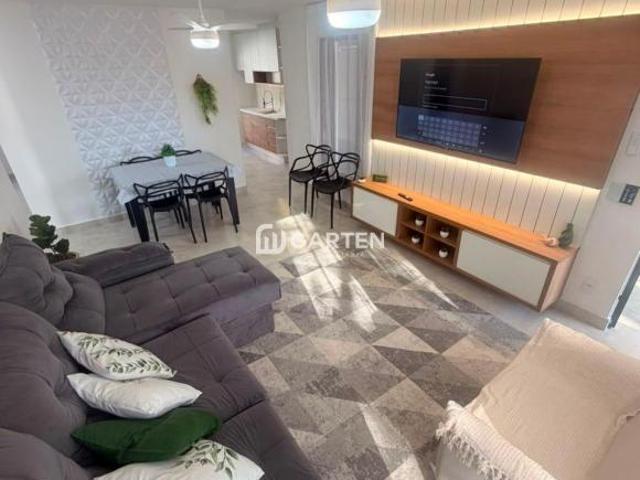 Casa Alto Padrão Mobiliada a 300m do Mar em Praia de Leste
