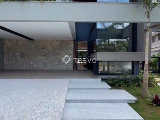 CASA ALTO PADRÃO NA RIVIERA DE SÃO LOURENÇO À VENDA COM 6 SUÍTES/8 WC/4 VAGAS
