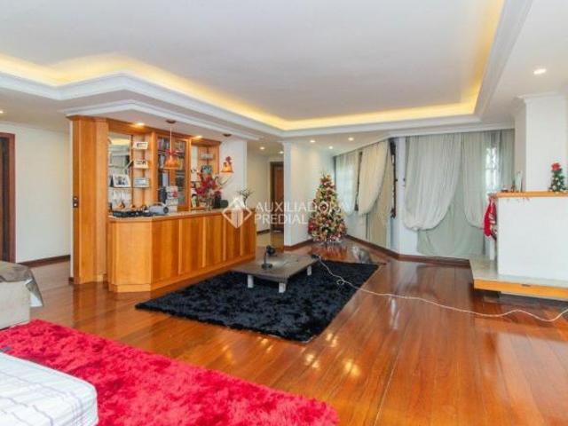 Casa Alto Padrão no Bairro Cristal Porto Alegre