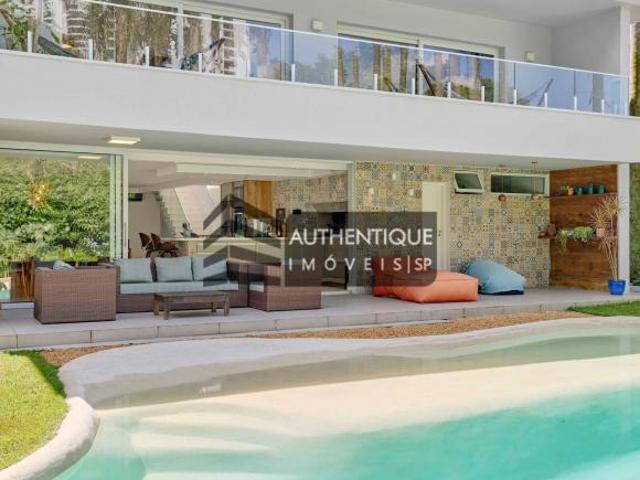 Casa Alto Padrão no bairro Jardim Marajoara à venda