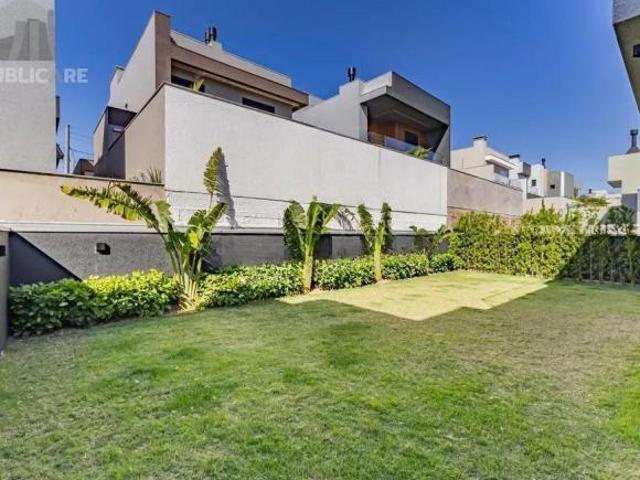 Casa Alto Padrão no Cyrela Landscape com 3 Dormitórios e Suíte