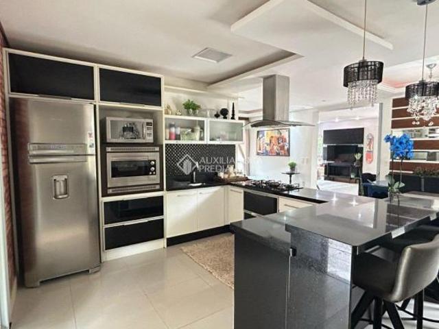 Casa Alto padrão no Condominio Condado de Castela Viamão