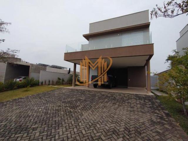 Casa Alto Padrão no Condomínio Alphaville 1 Nova Esplanada