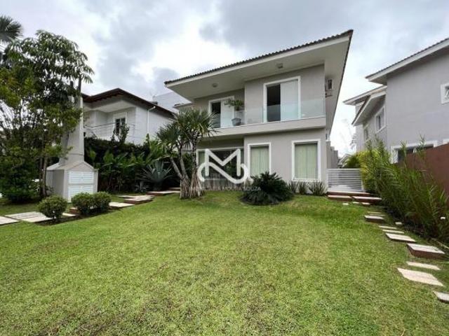 Casa Alto Padrão no condomínio Hanga Roa em Bertioga