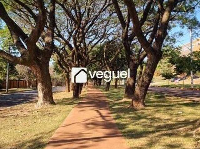 Casa Alto Padrão no condomínio Ipe Roxo a venda em Ribeirao Preto