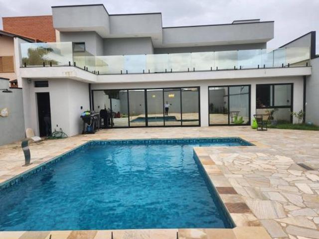 Casa alto padrão no Condomínio Portal dos Manacás em Artur Nogueira SP