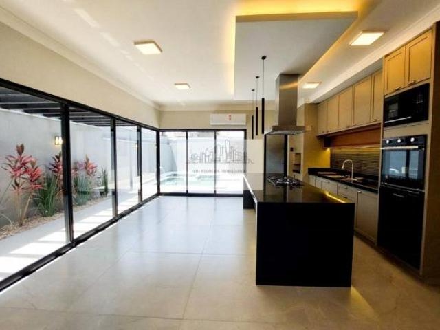 Casa Alto Padrão no Condomínio Quinta do Lago Blue Lagoon
