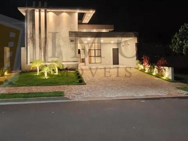 Casa Alto Padrão no Condomínio Residencial Alto do Castelo
