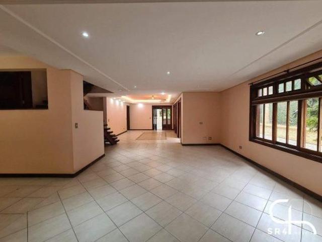 Casa Alto Padrão no Ecoville com 6 Quartos à venda