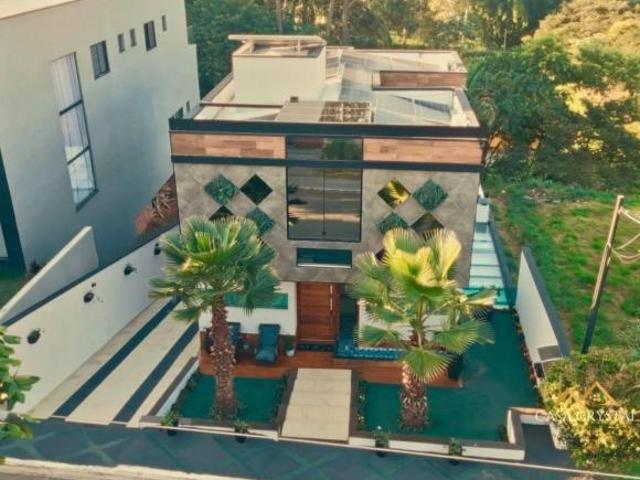Casa Alto Padrão no Lago do Sol | 457 m² | 4 Suítes | Piscina Aquecida | Vista para Lago