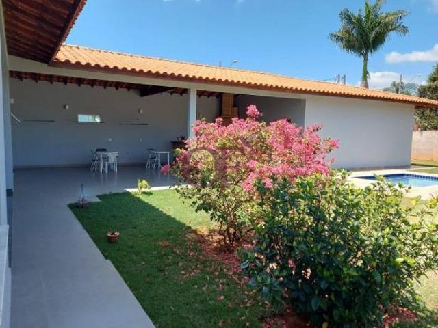 Casa Alto Padrão no Residencial dos Lagos com Spa e Vista para a Serra do Japi