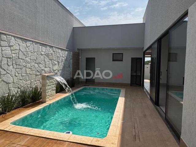 Casa Alto Padrão no Sítios Santa Luzia Casa de Rua com 3 Quarto s por R$ 990000.00 no setor Sítios
