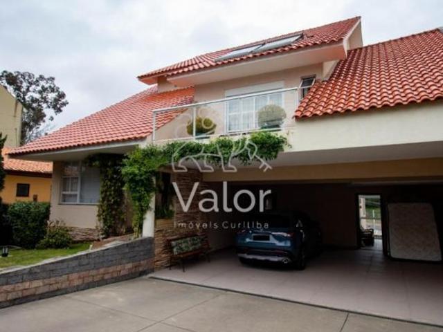 Casa Alto Padrão no Vista Alegre  4 Quartos, Suíte, Piscina