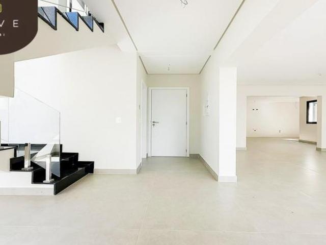 Casa alto padrão, nova no Condomínio Residencial Villaggio Valle Del Sole, com 04 suítes, 05 vagas d