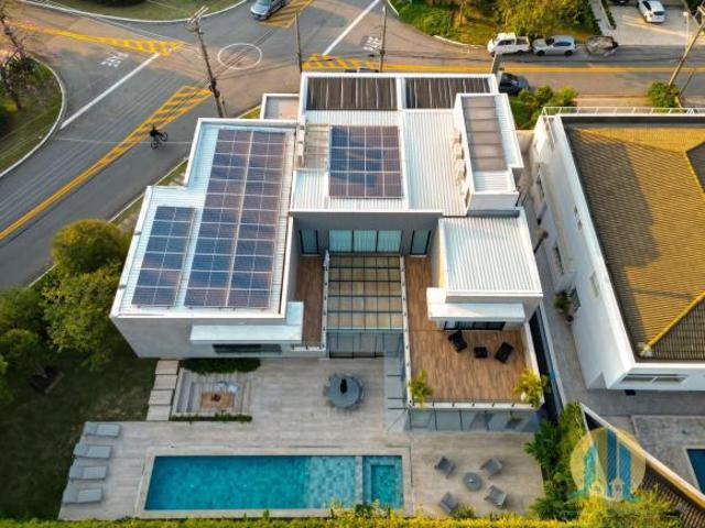 Casa Alto Padrão à venda!