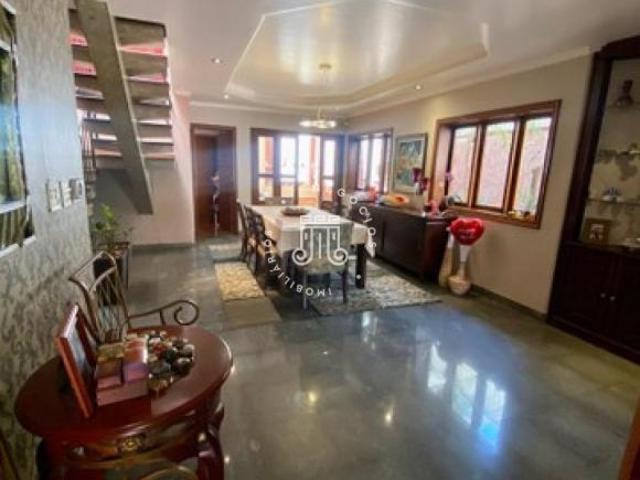 CASA ALTO PADRÃO À VENDA COM 03 DORMITÓRIOS 01 SUÍTE LOCALIZADA NO BAIRRO JARDIM AMÉRICA EM JUND