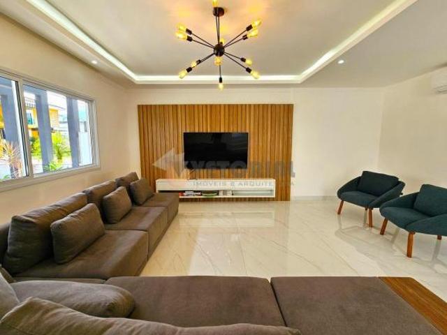 Casa Alto Padrão à venda com 4 suítes no Costa Nova em Caraguatatuba SP