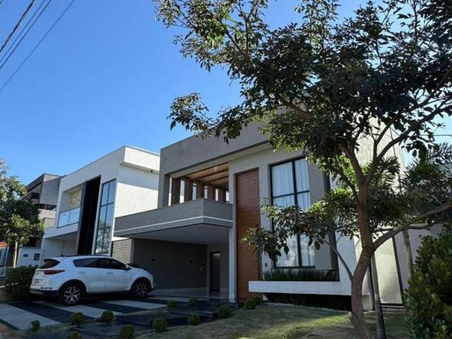 Casa Alto Padrão à Venda Condomínio Parqville Pinheiros | Goiânia GO