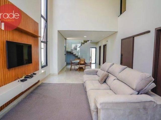Casa Alto Padrão à Venda de 04 Quartos no Bairro Vila do Golf em Ribeirão Preto em Condomínio Fechad