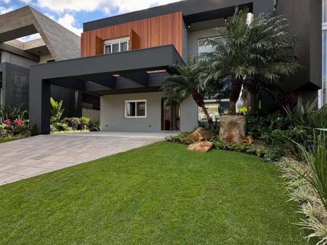 Casa Alto Padrão à Venda, Dentro do Condomínio Aruã Brisas