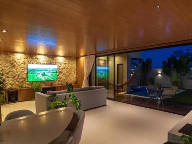 Casa Alto Padrão à Venda, Dentro do Condomínio Aruã