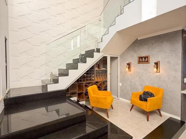 Casa Alto Padrão à Venda, Dentro do Condomínio Aruã